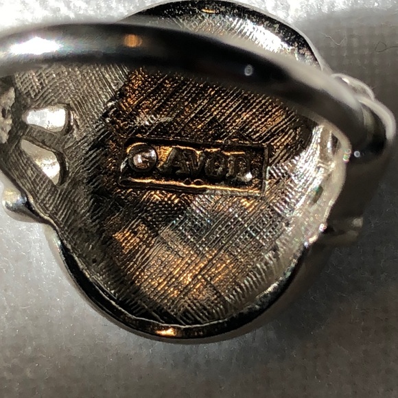 Avon | Jewelry | Vtg Avon Ring | Poshmark